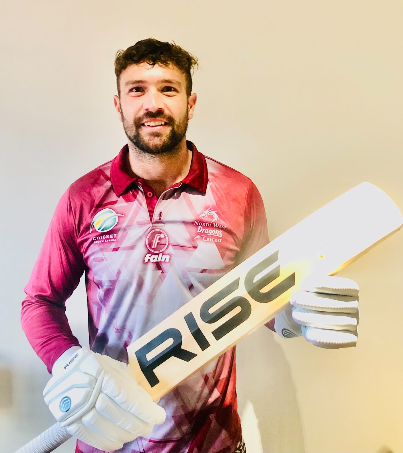 Our Coaches – Esher Cricket Club